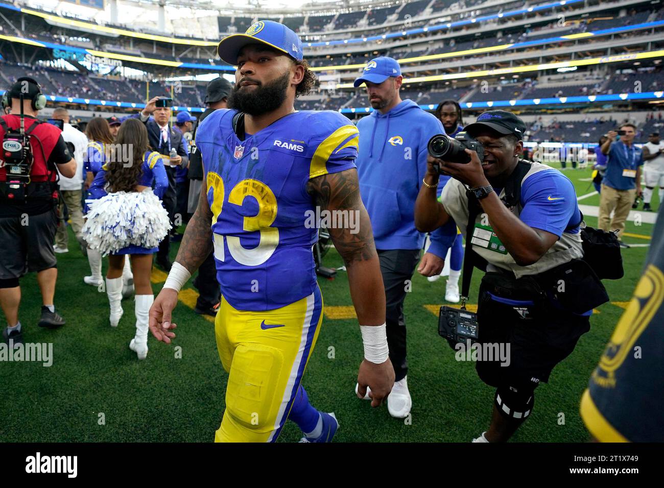 Los Angeles Rams running back Kyren Williams (23) walks off the game ...