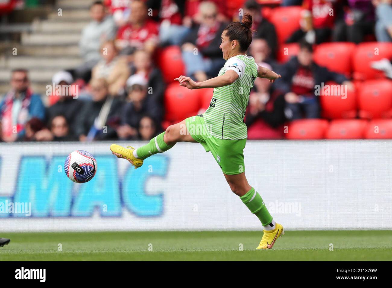 Adelaide, Australia. 15th Oct, 2023. Ruby Sofia Nathan of Canberra United clashes with Sarah ...