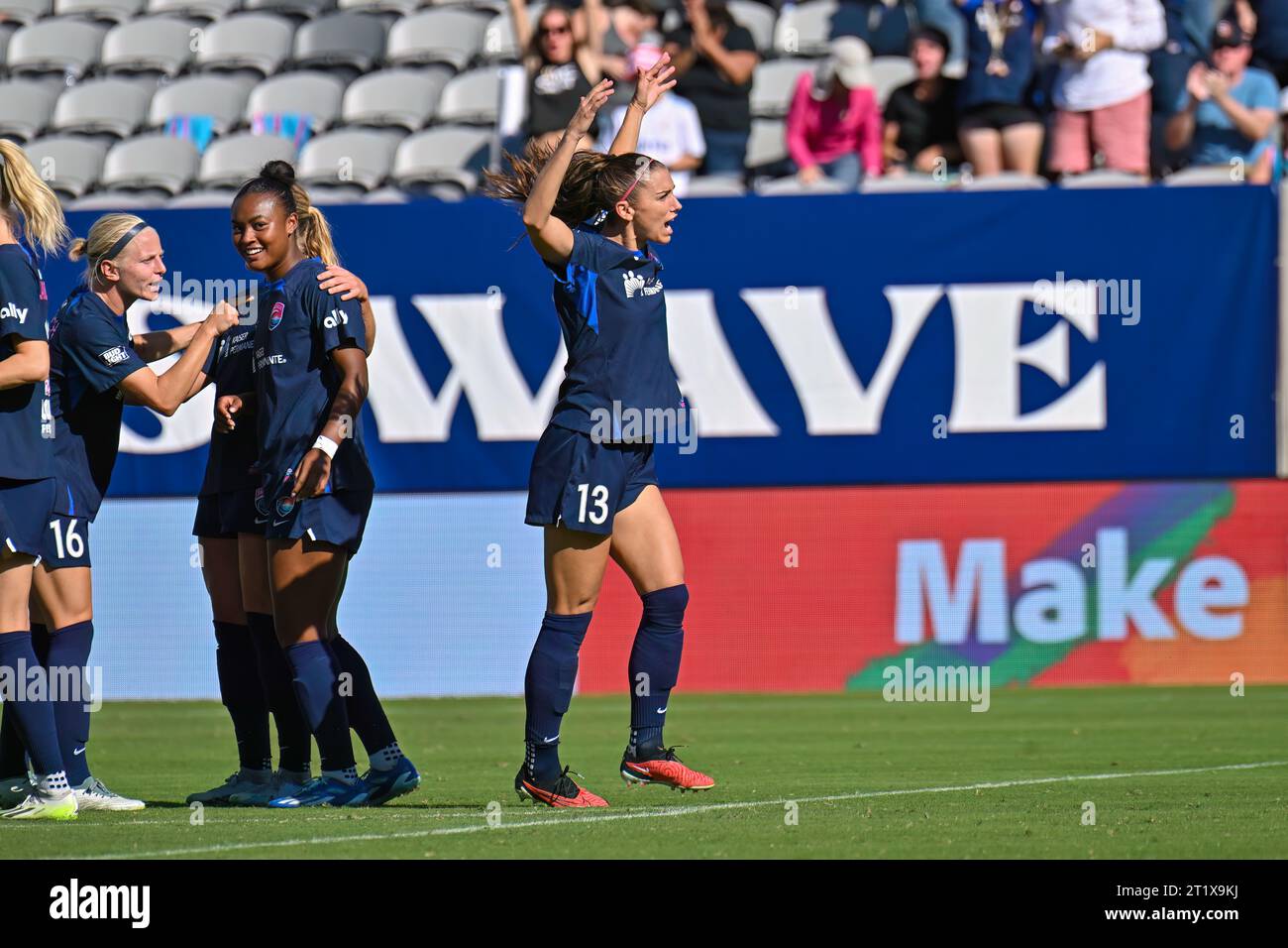 Alex morgan goal celebration hi-res stock photography and images - Alamy