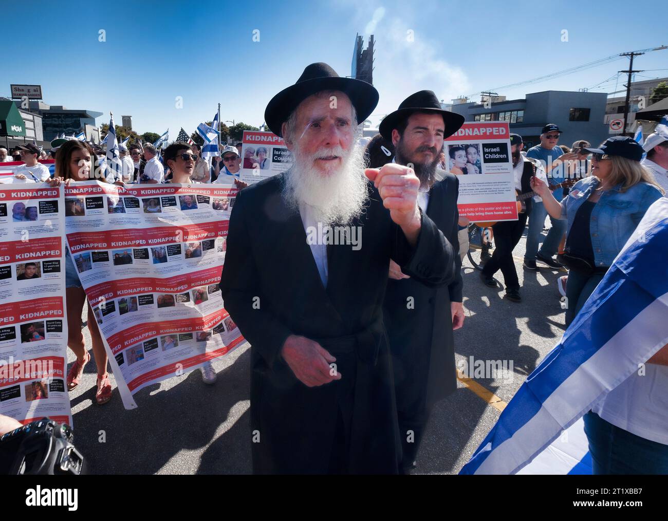 Director of Chabad-Lubavitch of California, Rabbi Baruch Shlomo Cunin ...