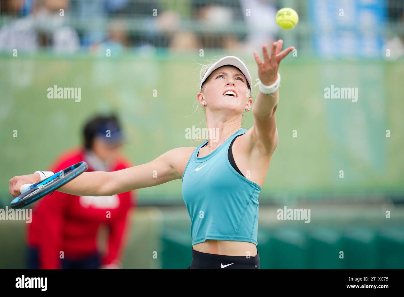 Laura samsonova hi-res stock photography and images - Alamy