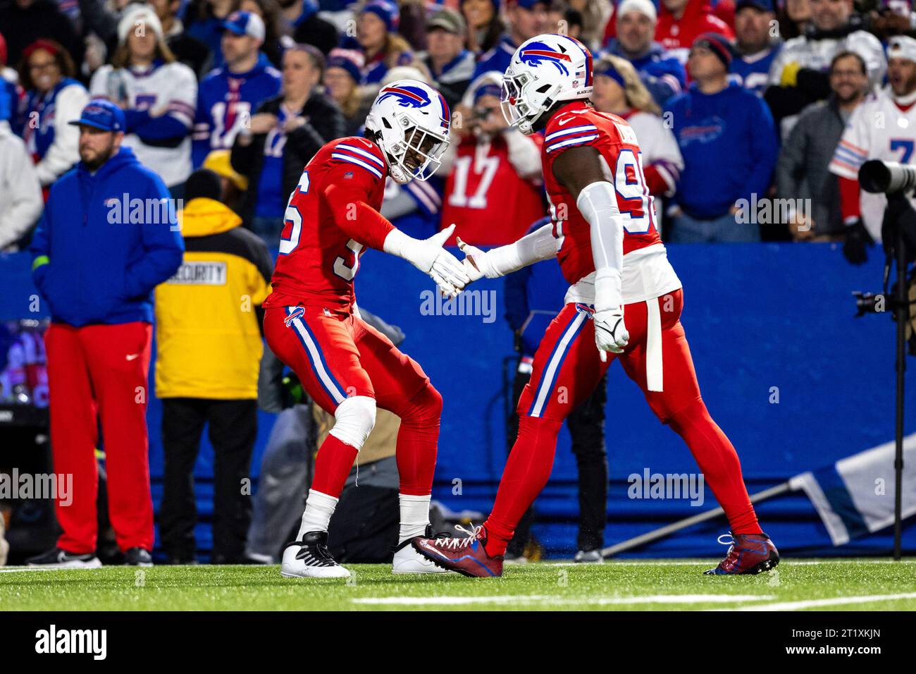 Buffalo Bills defensive end Leonard Floyd (56) and defensive end Shaq ...