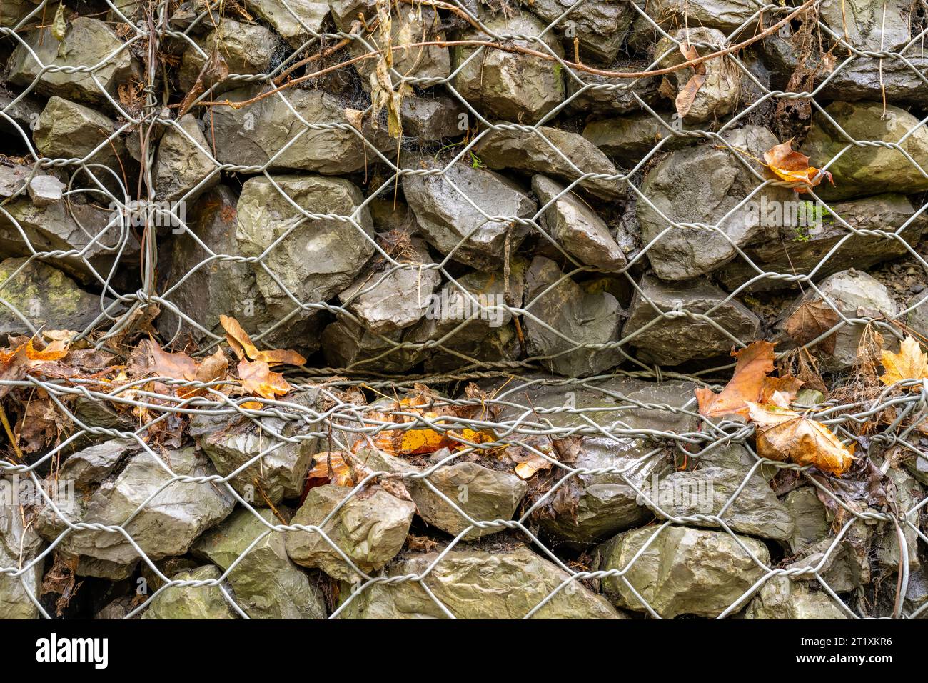 Retaining wall gabion baskets, Gabion wall caged stones textured ...