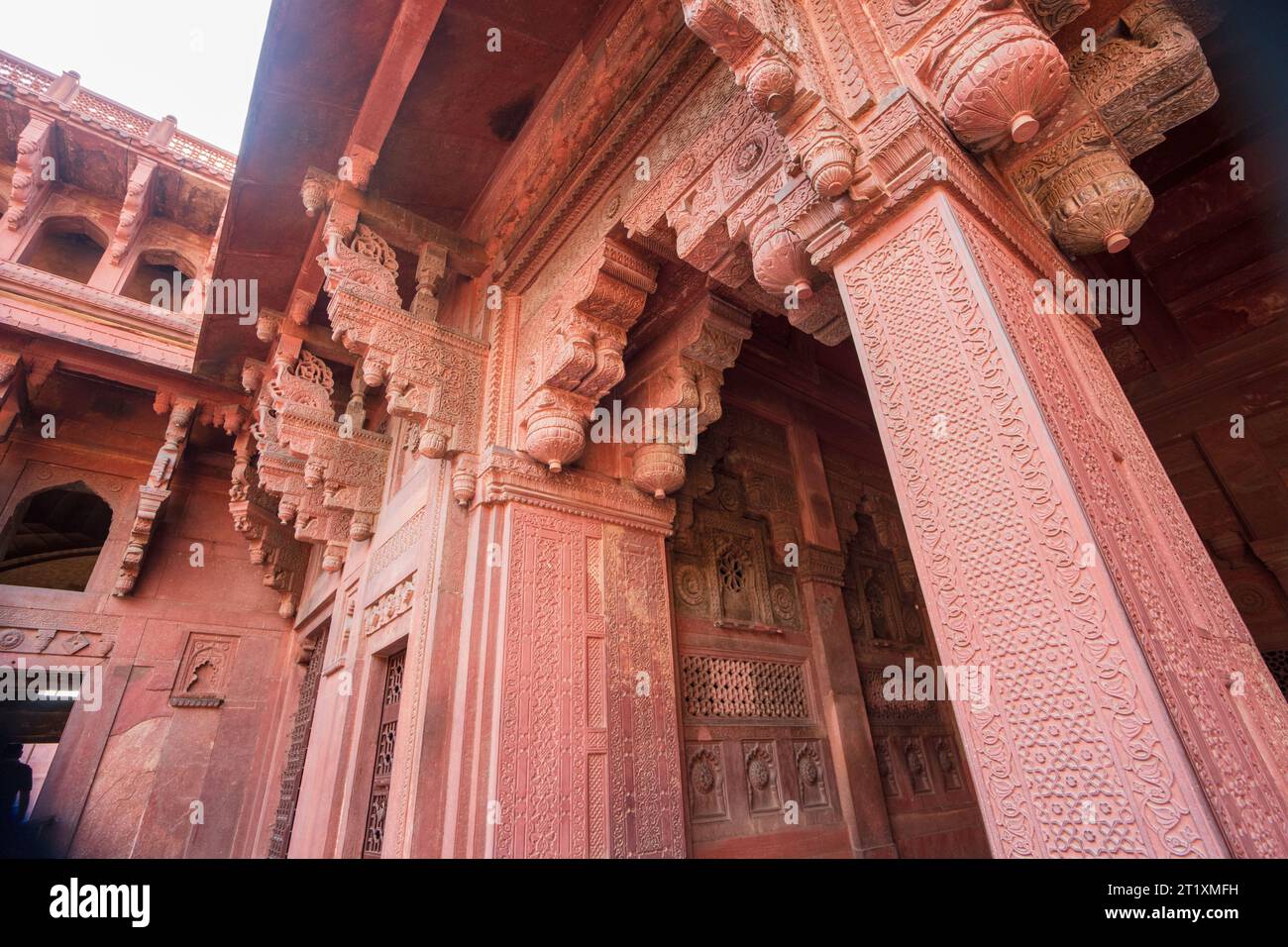 The aesthetic & military strategic architectural design of the Red Fort ...