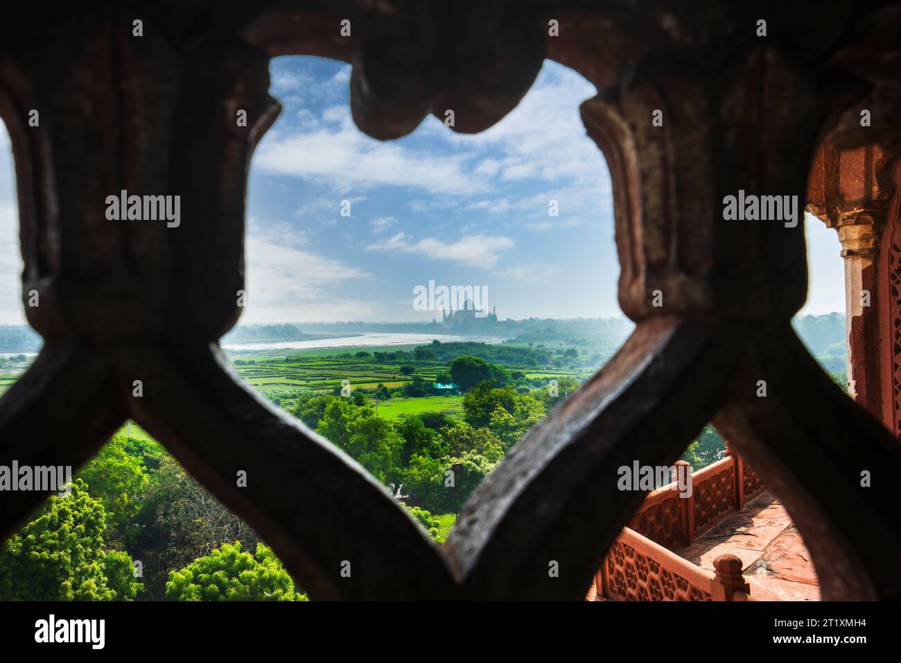 Overlooking the Taj Mahal and Yamuna River from the windows of the Red ...
