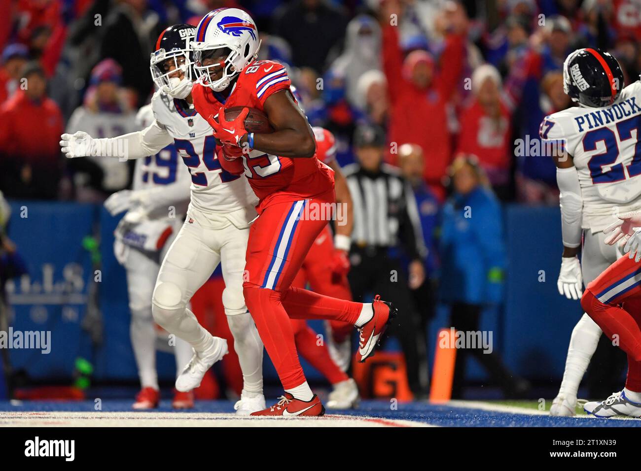 Buffalo Bills tight end Quintin Morris (85) crosses the goal line for a touchdown against the ...