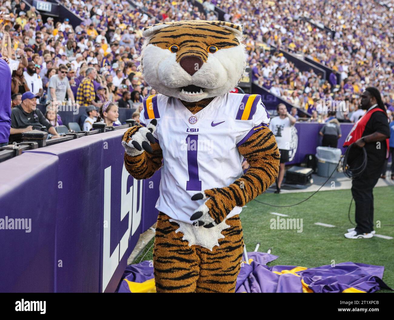 USA. 14th Oct, 2023. October 14, 2023: The LSU mascot on the sidelines ...