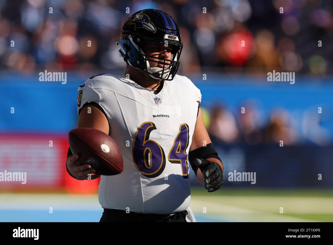 Lineman sports hi-res stock photography and images - Alamy