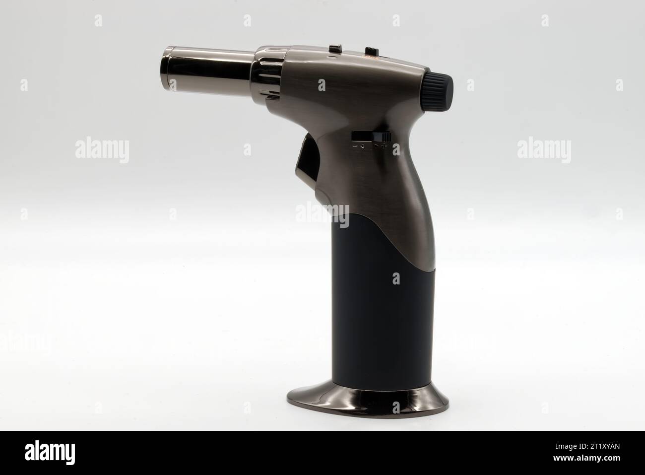 Flamethrower gun hi-res stock photography and images - Alamy