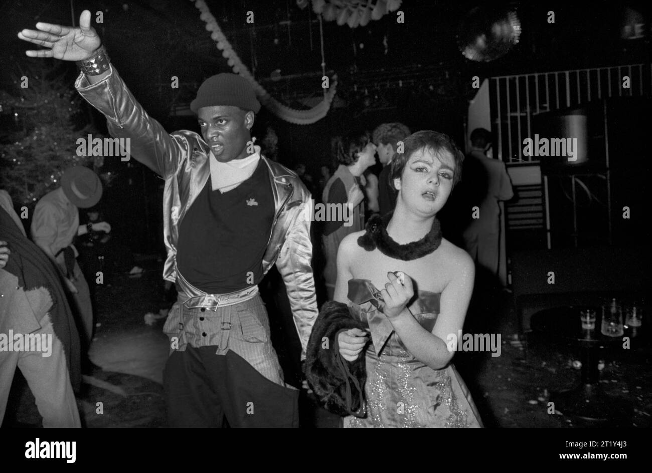 Black British man 1980s UK. New Romantics dancing the night away at the ...