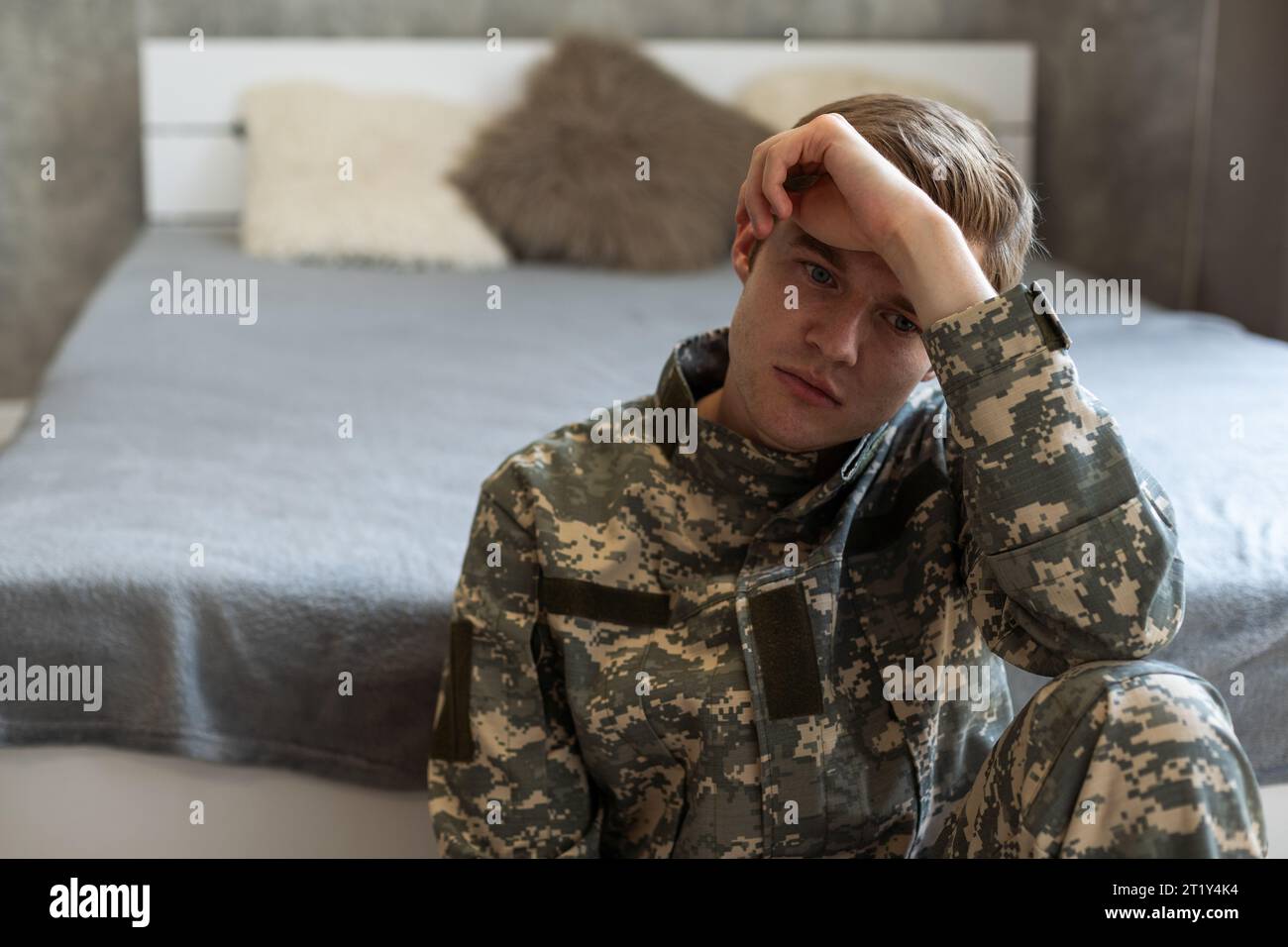 Traumatized soldier hi-res stock photography and images - Alamy