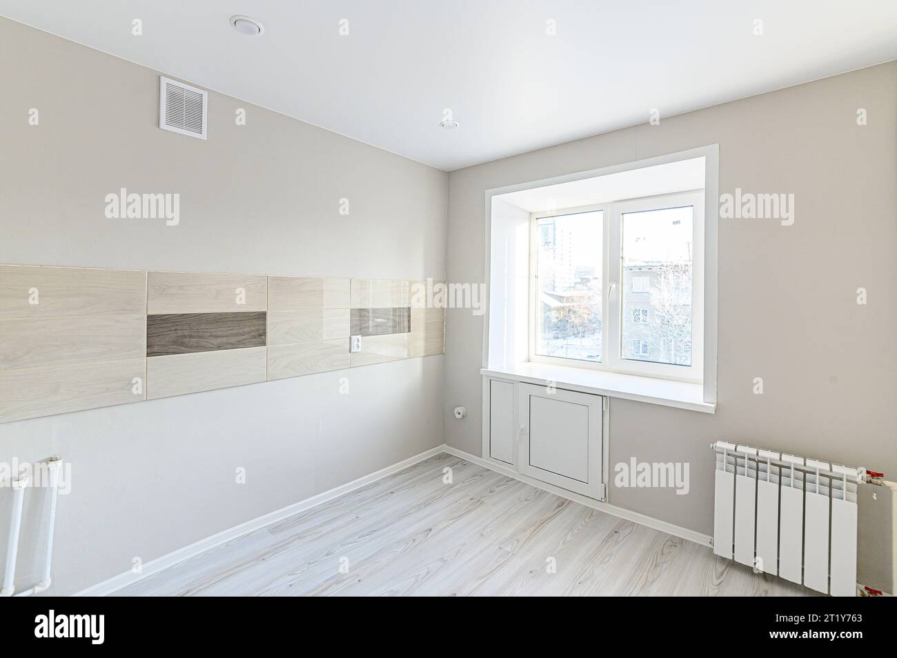 interior apartment empty room renovated Stock Photo - Alamy