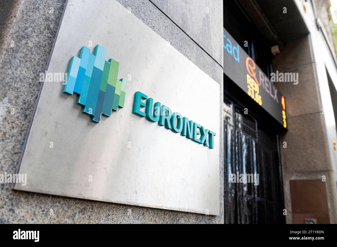 Euronext logo hi-res stock photography and images - Alamy