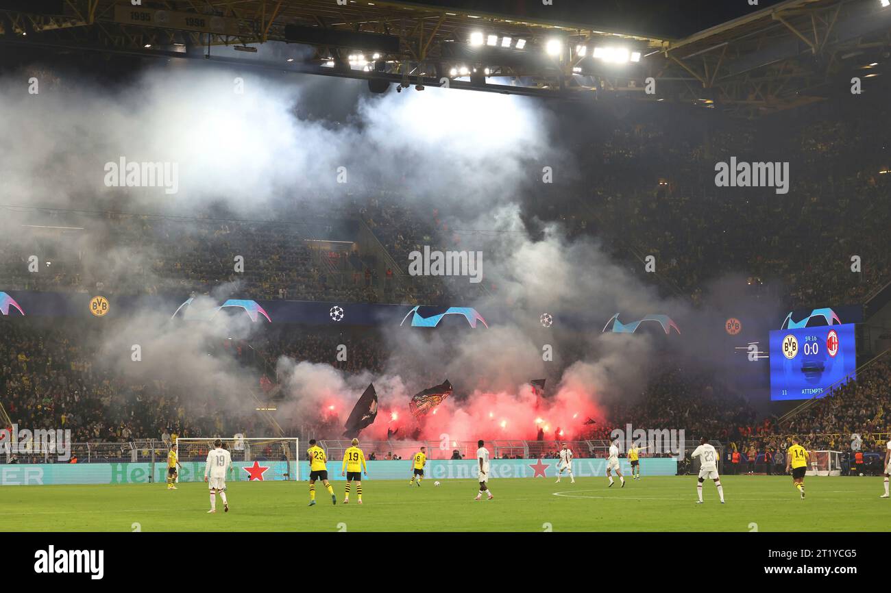 Dortmund, Deutschland. 04th Oct, 2023. firo: October 4th, 2023 ...