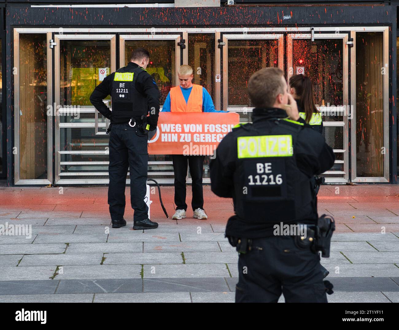 Berlin, Germany. 16 October 2023, Berlin: A climate activist from the ...