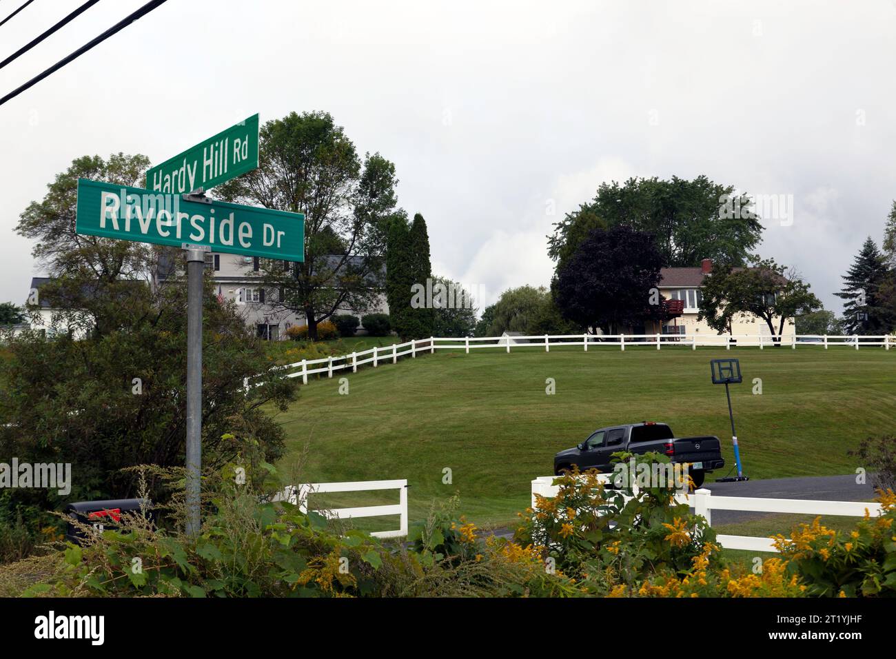 A Homestead, at the junction of Hardy Hill Road and Riverside Drive ...