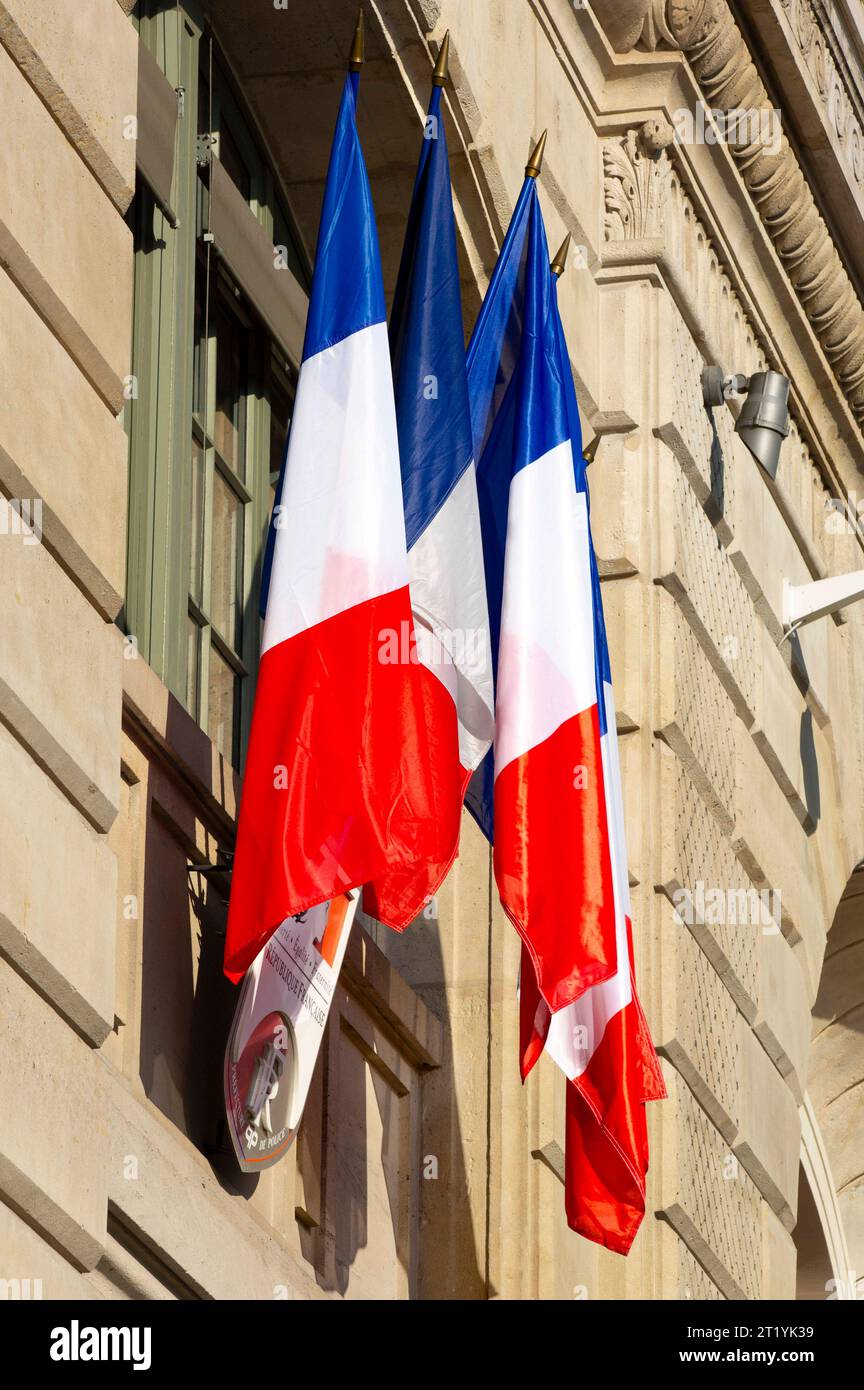 Drapeau tricolore bleu blanc rouge hi-res stock photography and images ...