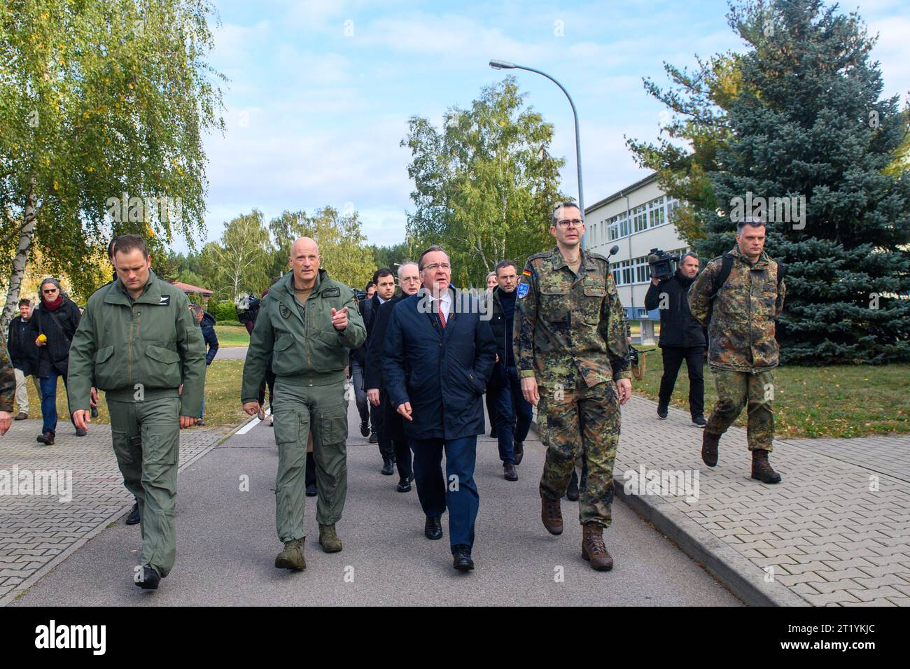 Holzdorf, Germany. 16th Oct, 2023. Federal Defense Minister Boris ...