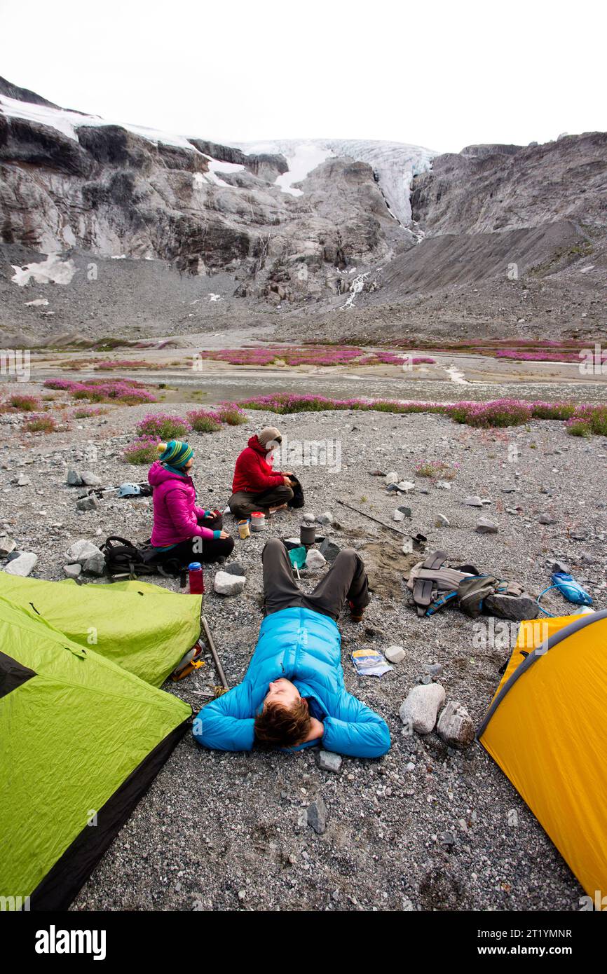 A tent and campers in a rocky, isolated valley in Washington's North ...