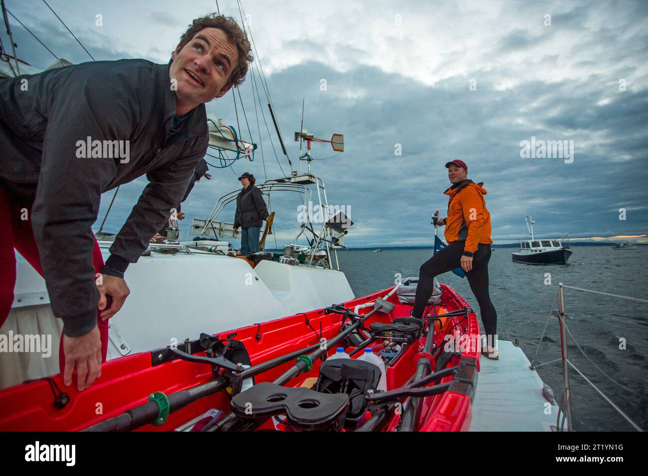 Two men in row boat hi-res stock photography and images - Alamy