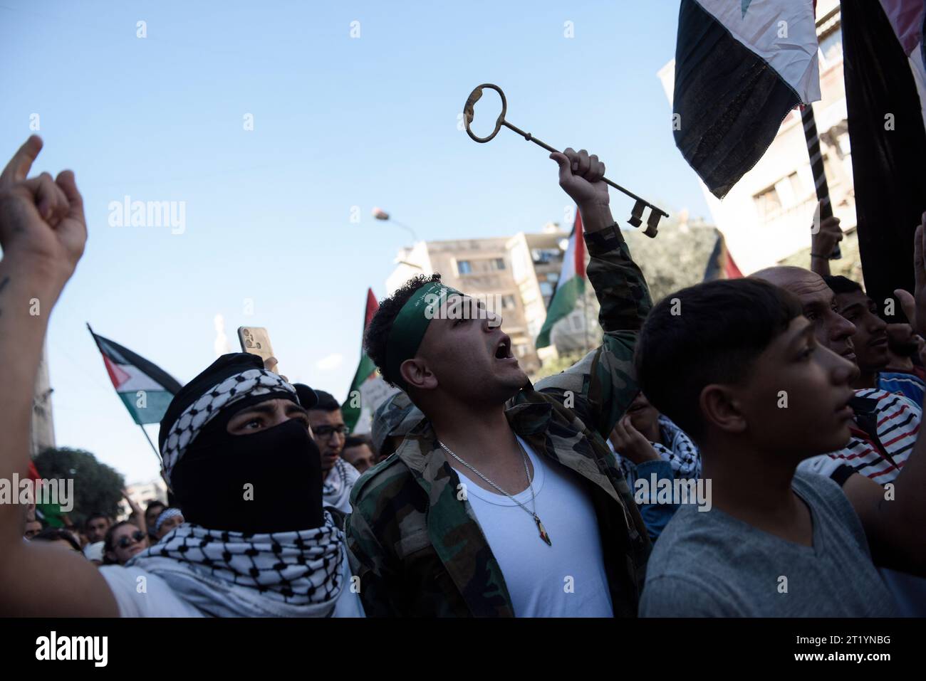A stand in solidarity from Damascus Syria with Palestine people in ...