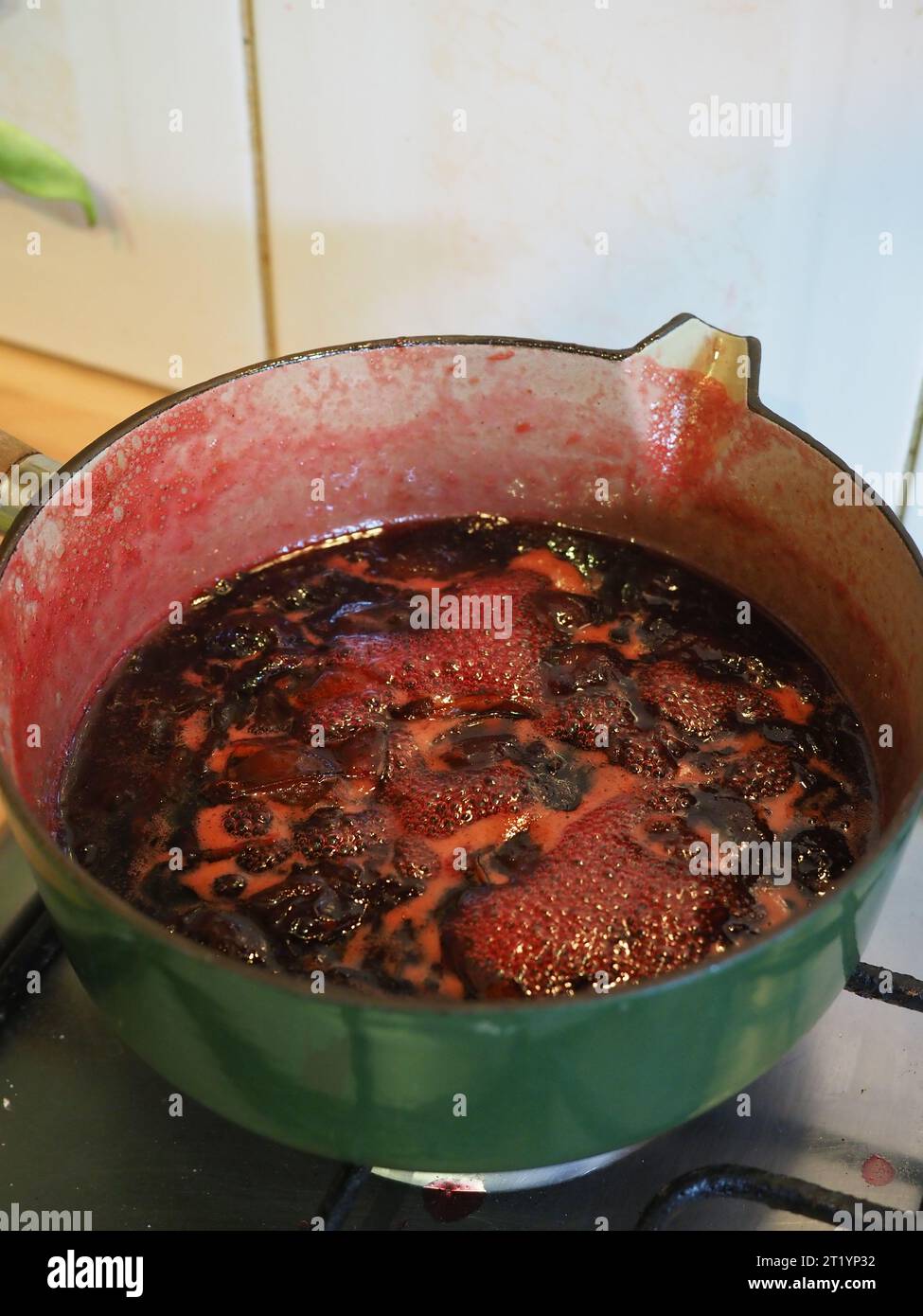 Plums boiling hi-res stock photography and images - Alamy