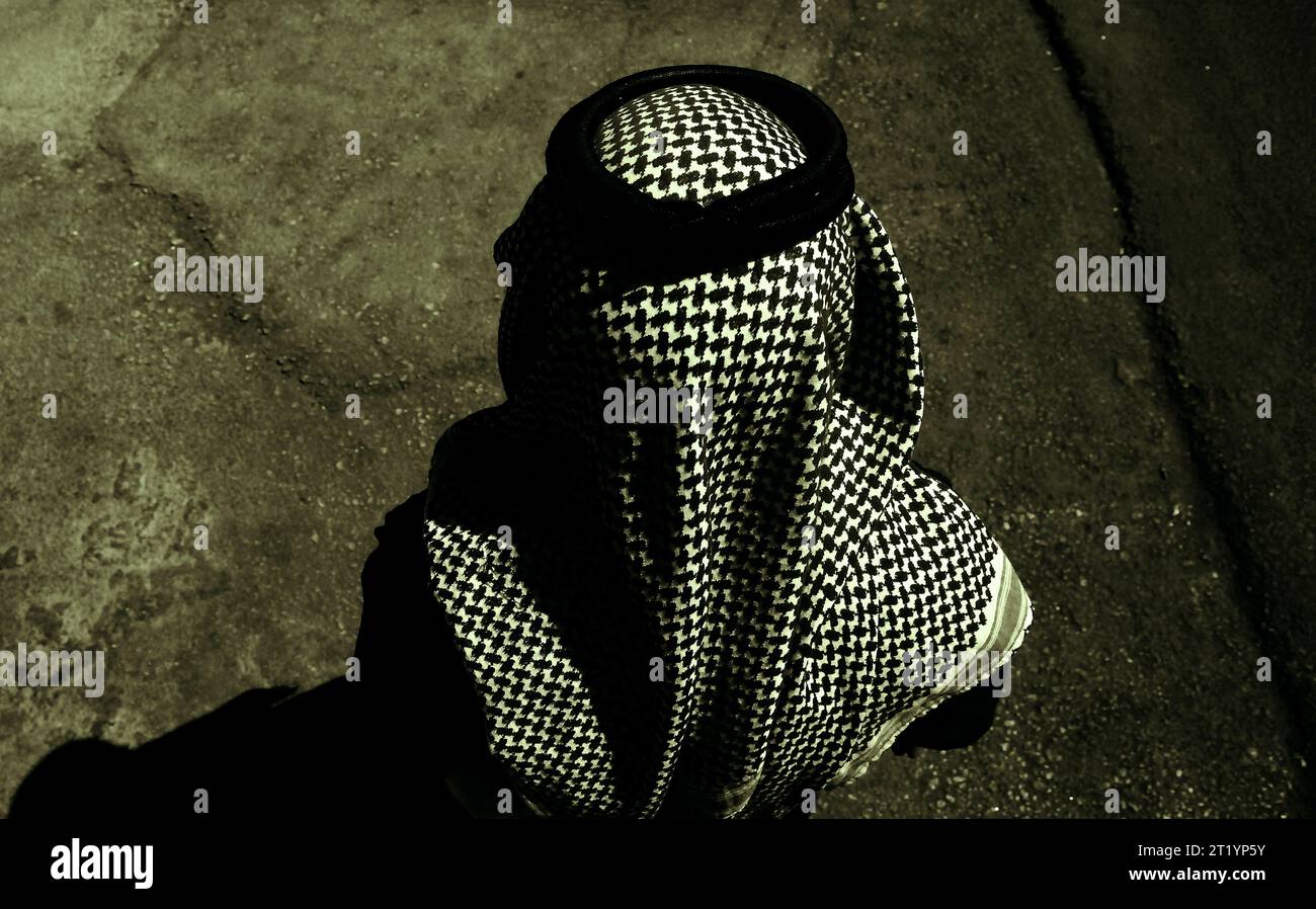 Portrait of Muslim wearing typical cloth in the streets of Al Karak ...
