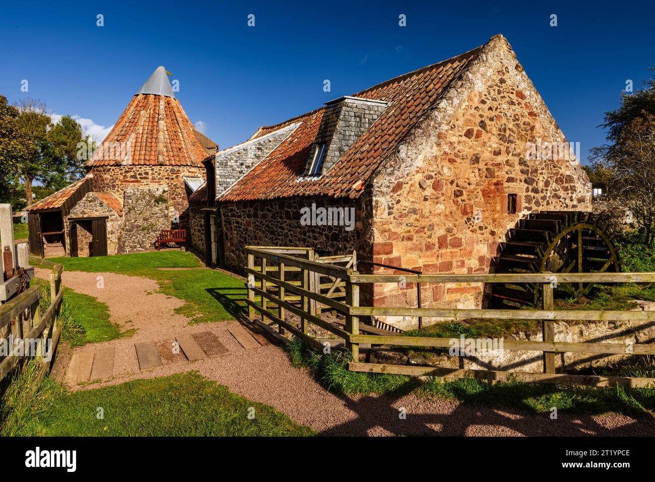 East Linton, United Kingdom. 13 October, 2023 Pictured: Preston Mill is ...
