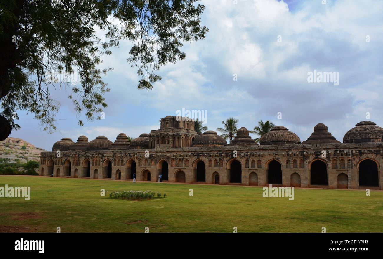 Hatti Mahal Hampi Karnataka Stock Photo - Alamy