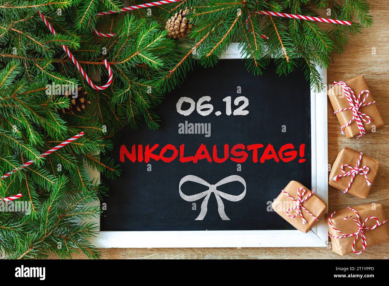 Heiterer hintergrund hi-res stock photography and images - Alamy