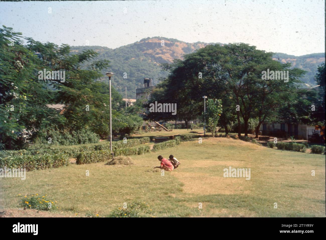 100 acres of land hi-res stock photography and images - Alamy