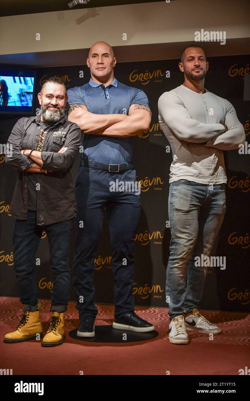 Paris, France. 16th Oct, 2023. Plastic artist Sebastien Barret (L ...