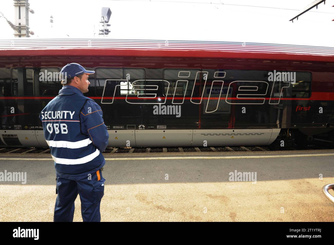 Liniendienst hi-res stock photography and images - Alamy