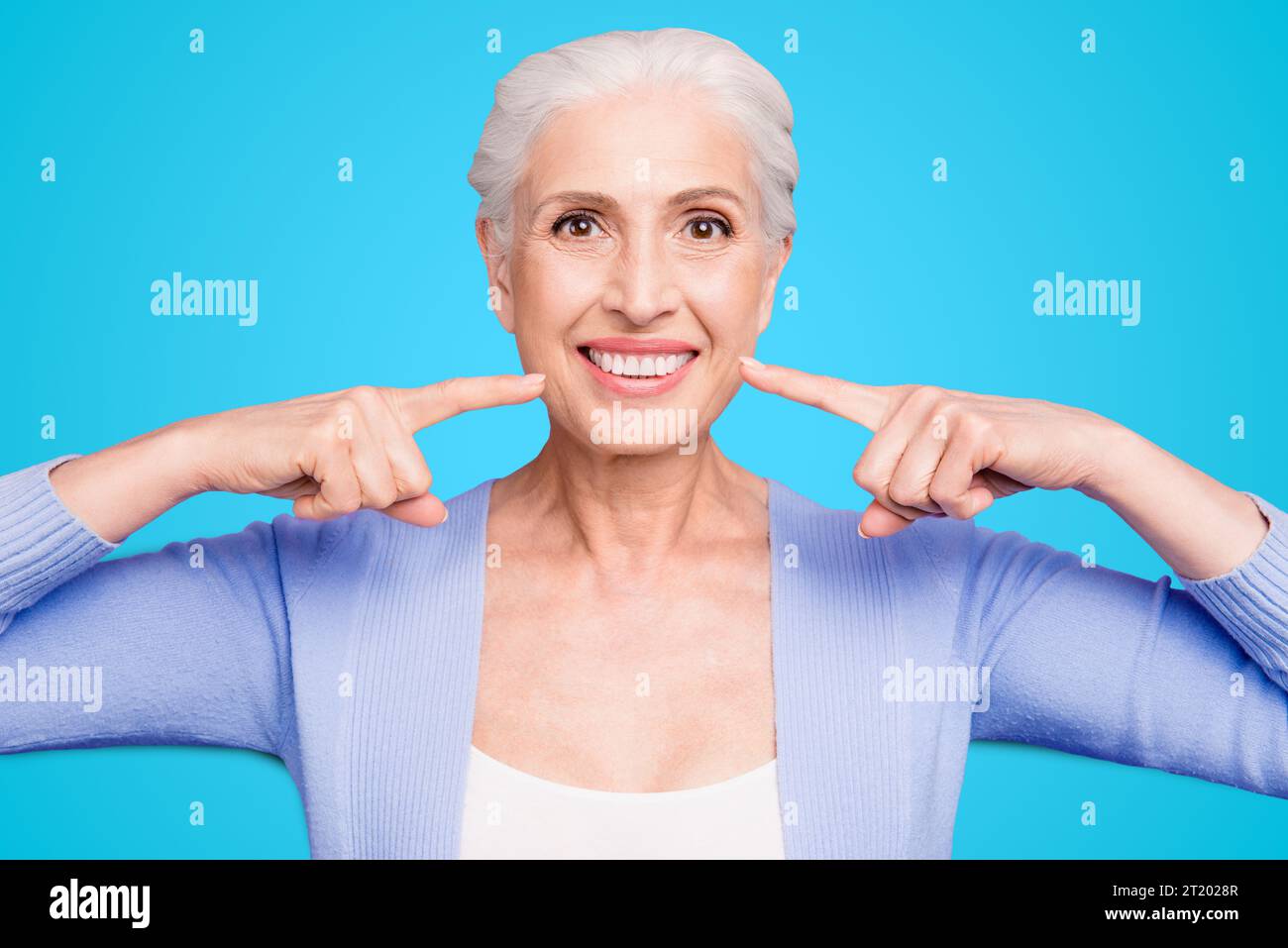 Healthy gums lady hi-res stock photography and images - Alamy