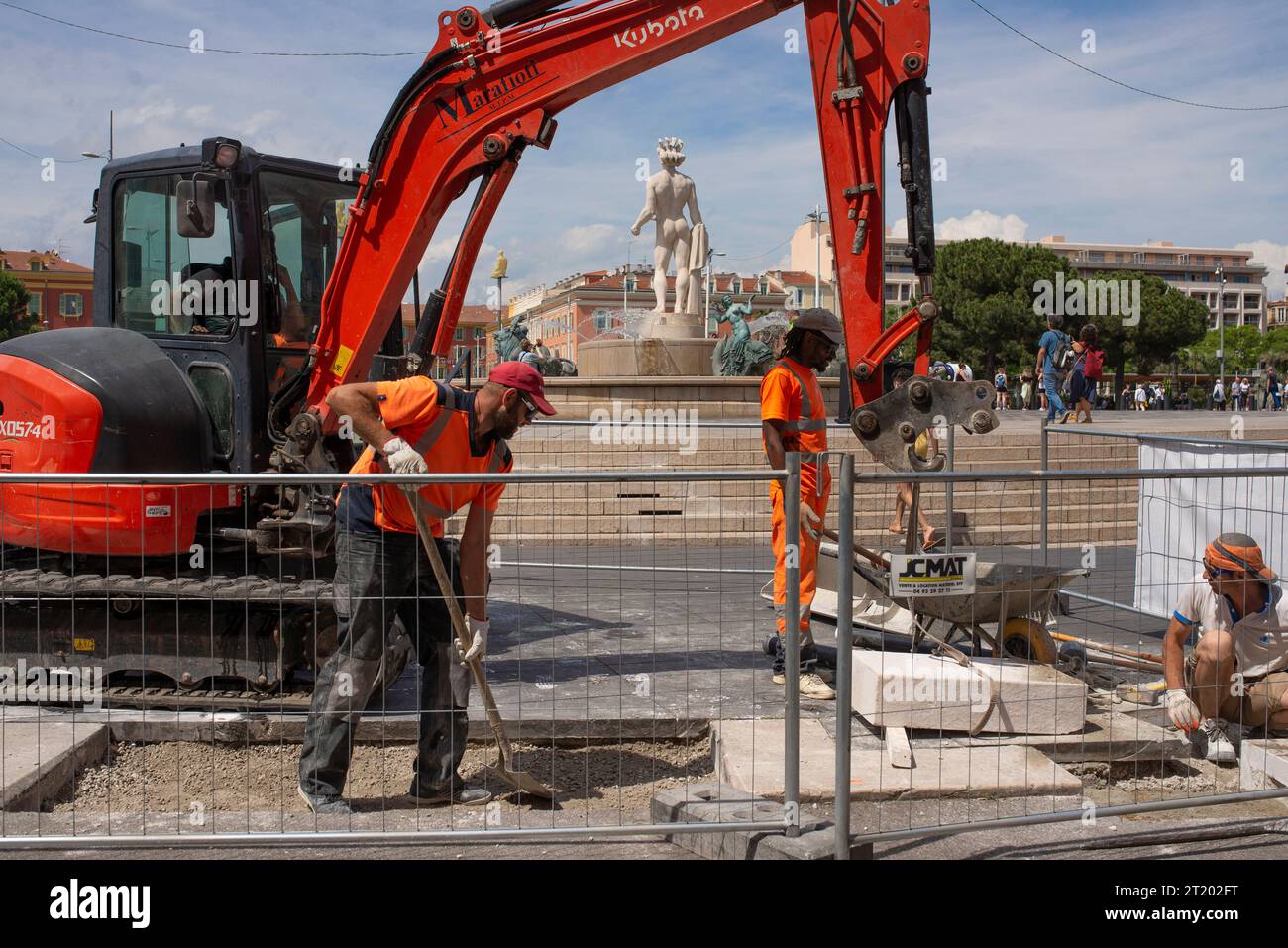 Workmen working in front of Apollo statue Stock Photo - Alamy