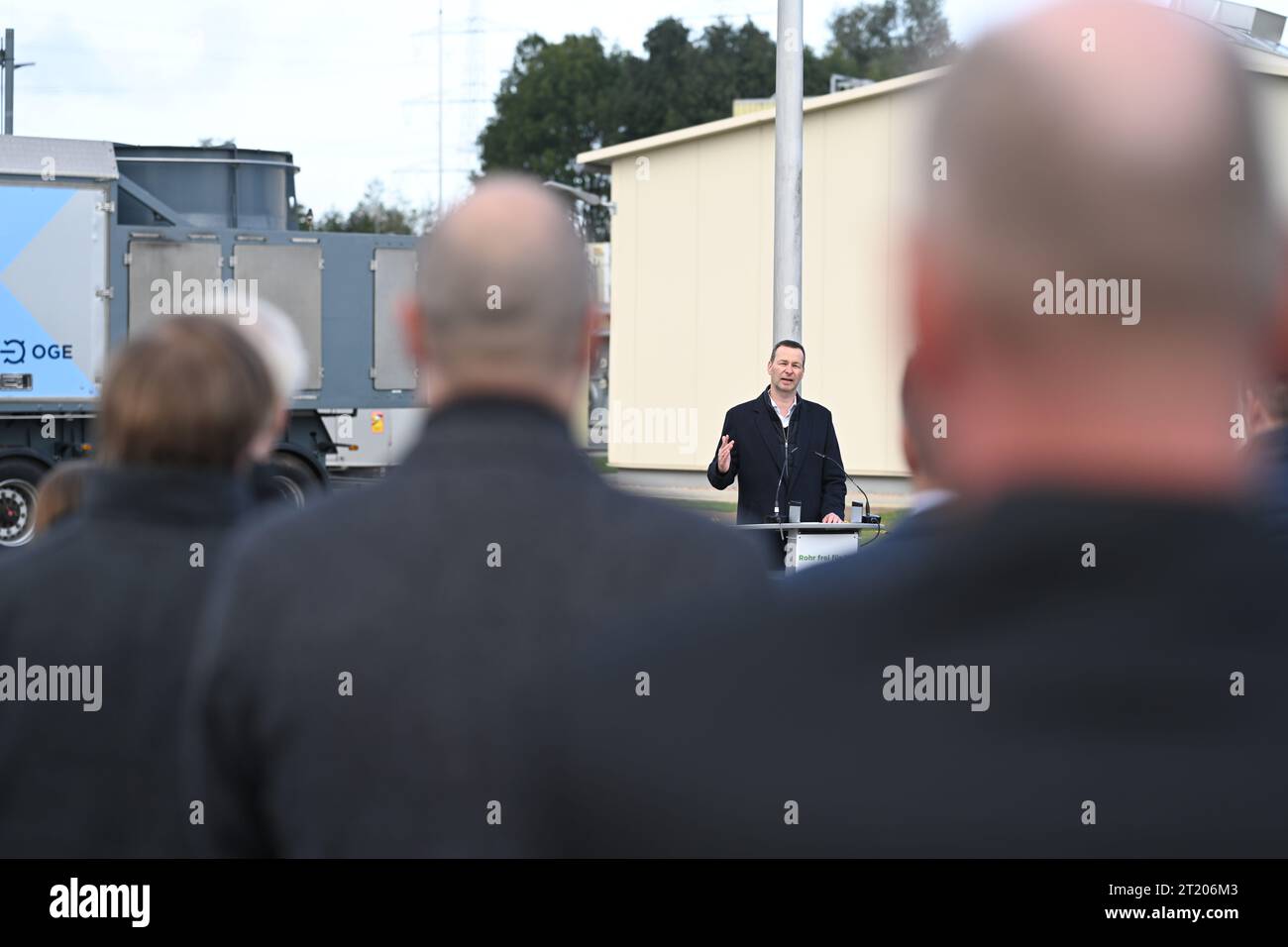 16 October 2023, Lower Saxony, Emsbüren: Dr. Thomas Hüwener, Managing ...