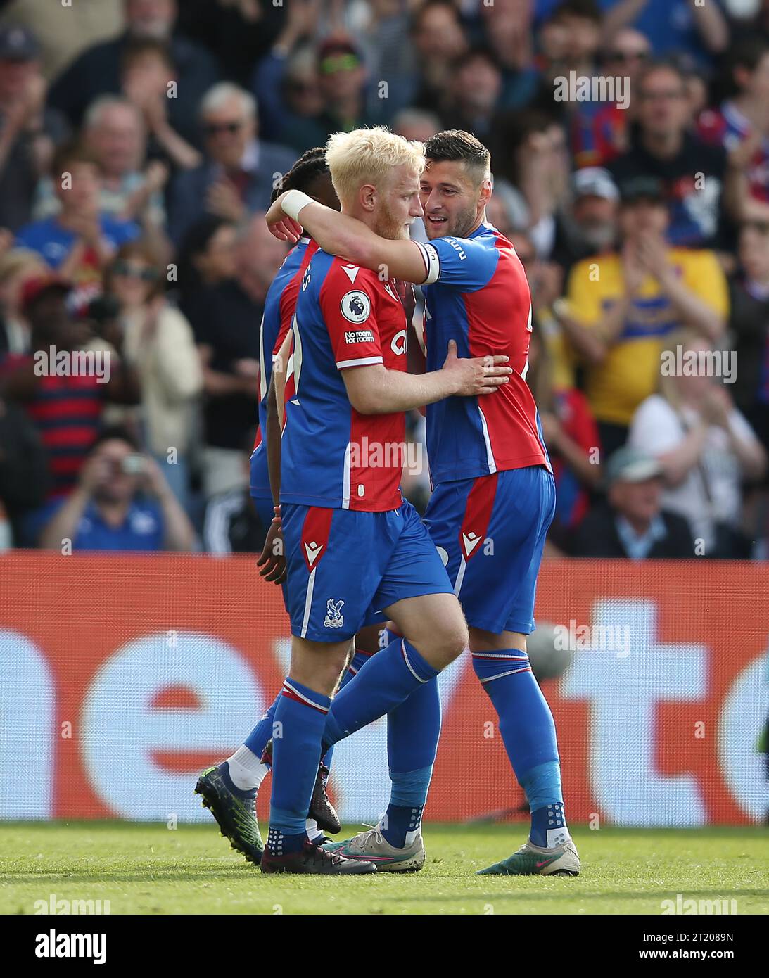 GOAL 1-1, Will Hughes of Crystal Palace goal celebration with Joel Ward ...