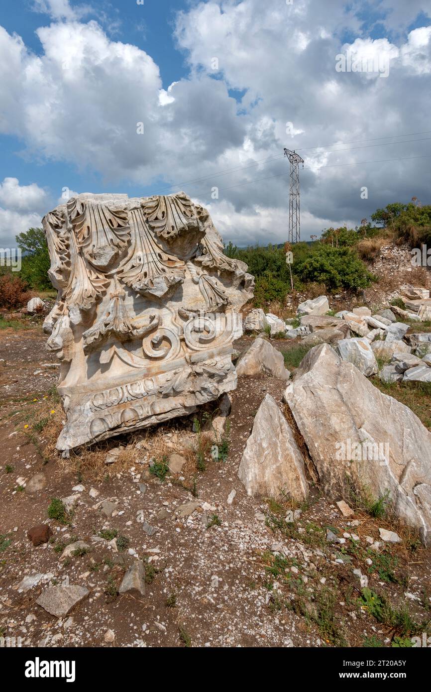 Erdek hadrian temple hi-res stock photography and images - Alamy