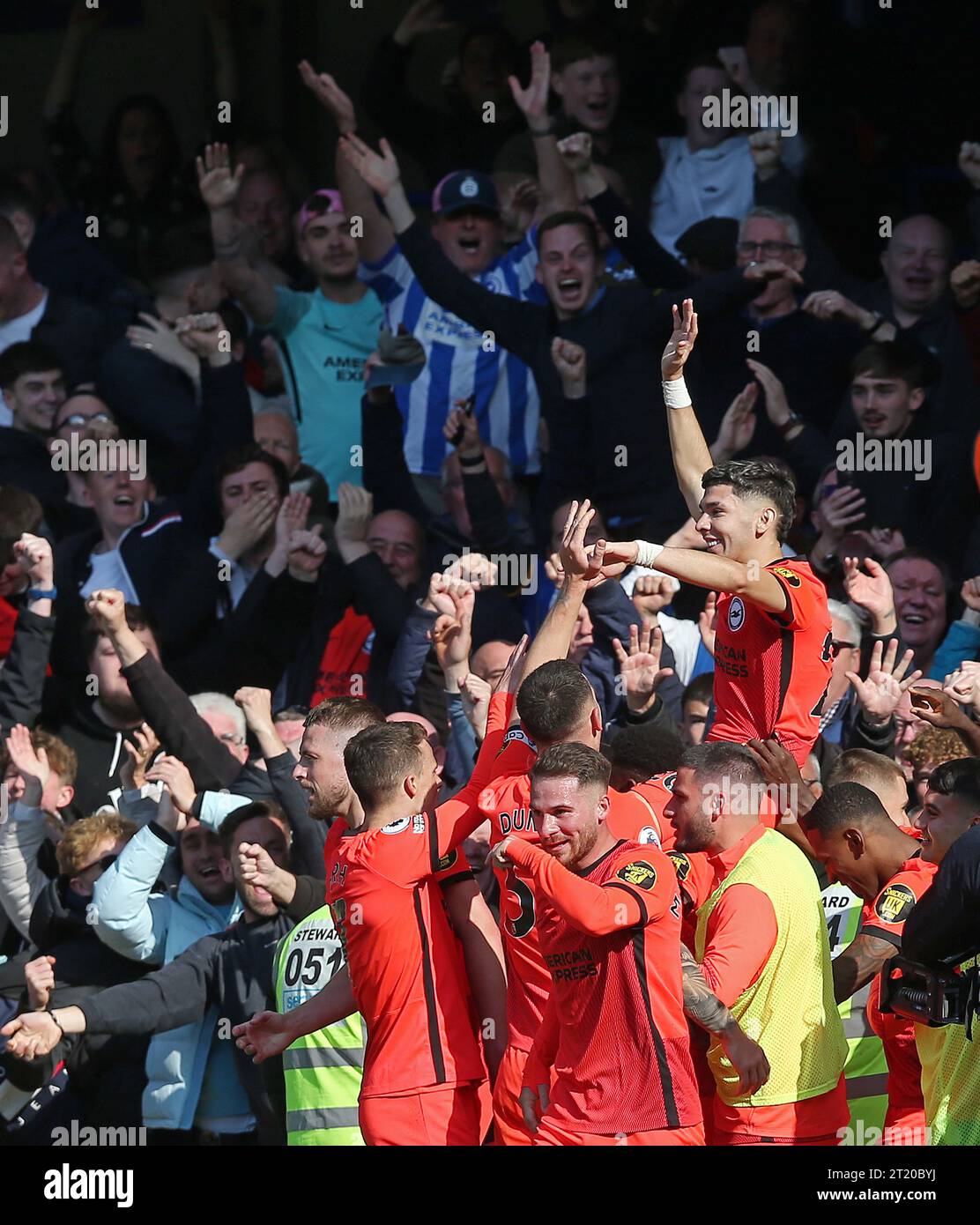 GOAL 2-1, Julio Enciso of Brighton & Hove Albion goal celebration ...