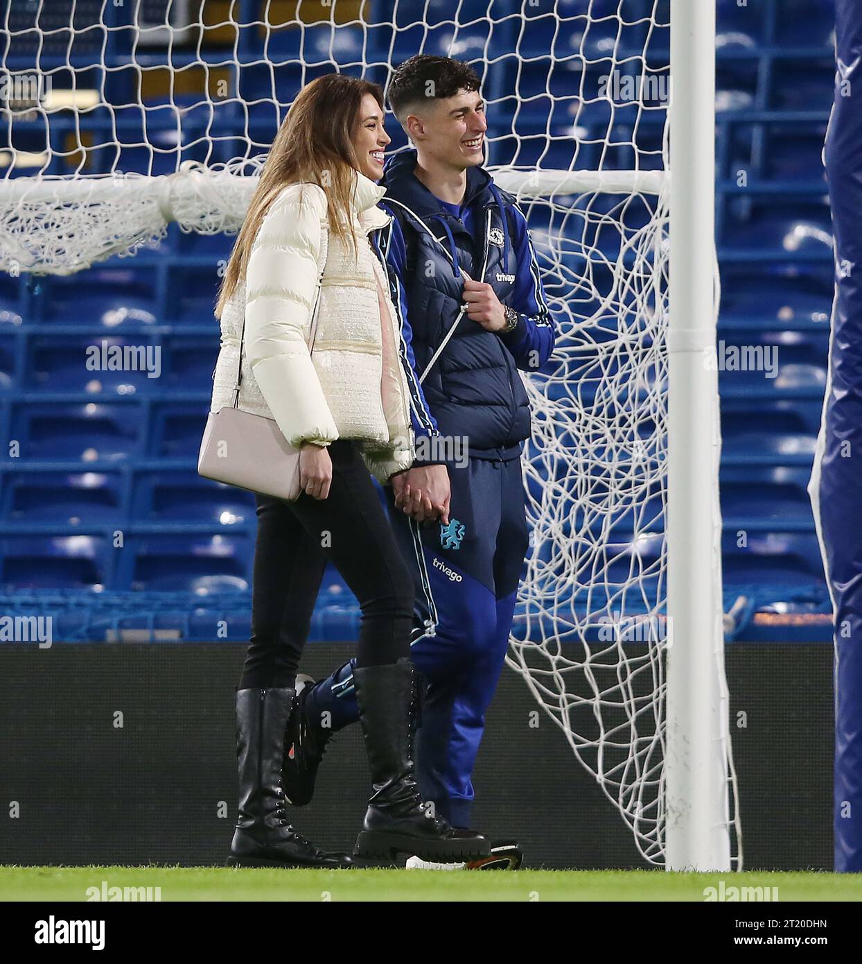 Chelsea goalkeeper Kepa Arrizabalaga & his fiancée Spanish Model model ...