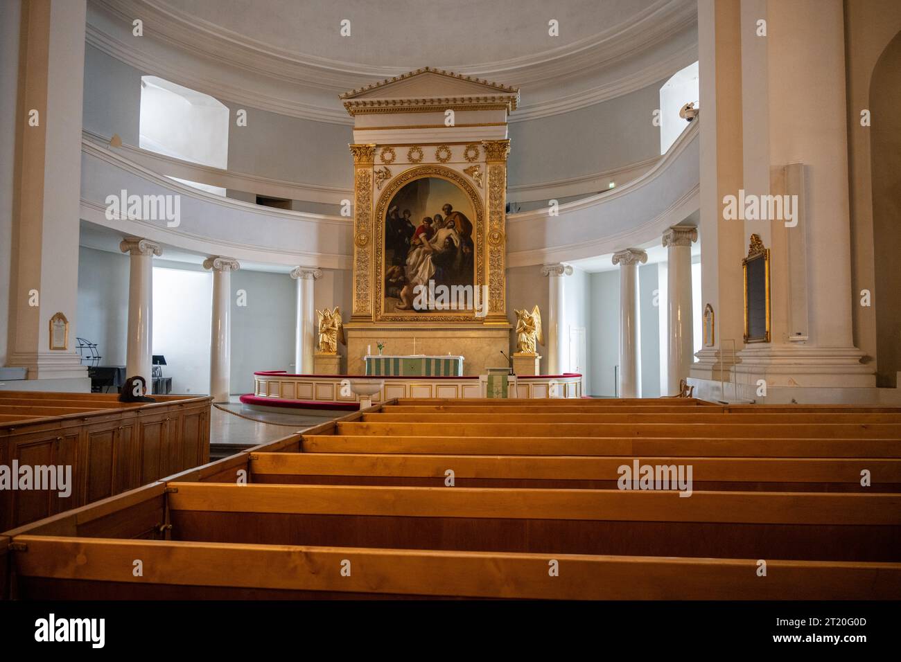Helsinki port square hi-res stock photography and images - Alamy