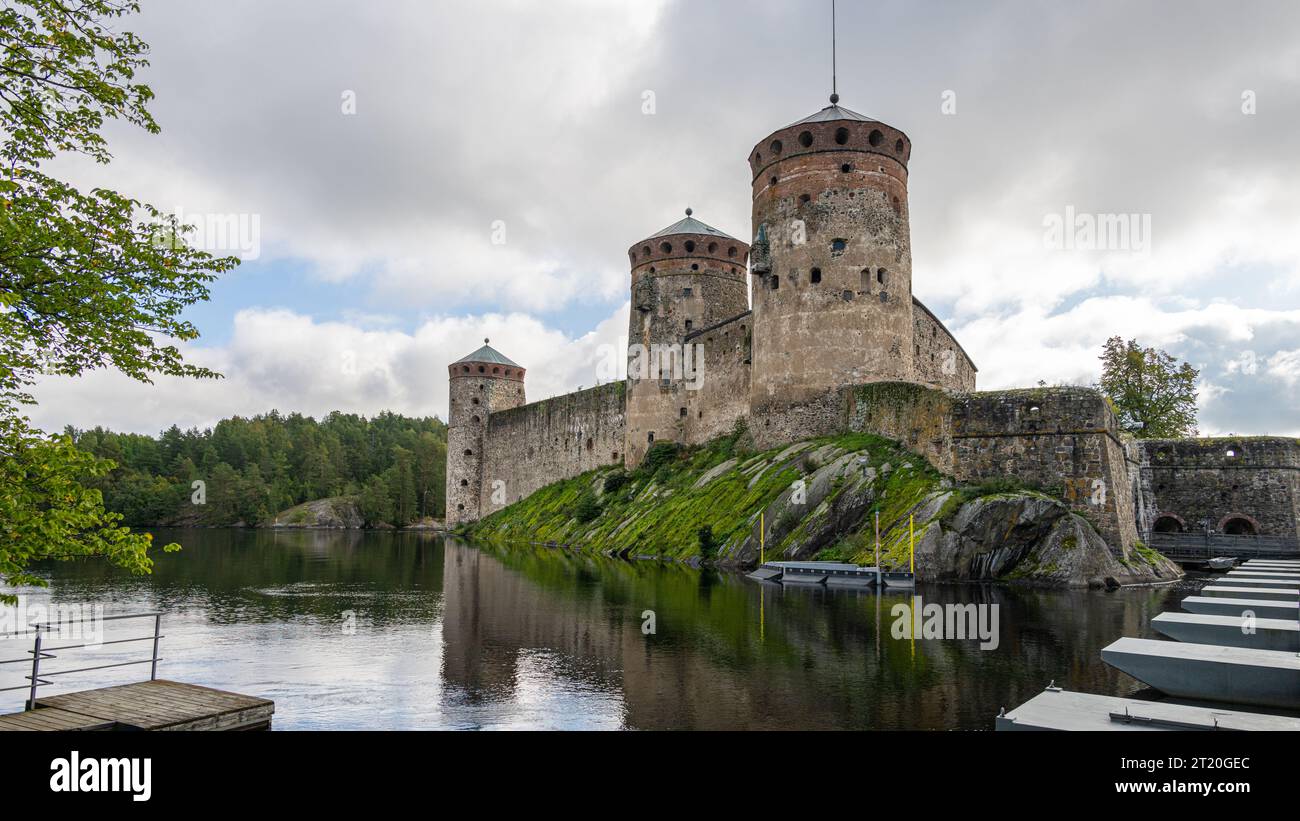 Olavinlinna castle water castle savonlinna hi-res stock photography and ...