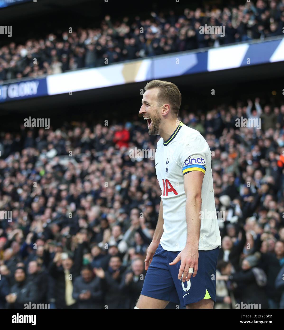 Harry kane goal chelsea 2022 hi-res stock photography and images - Alamy