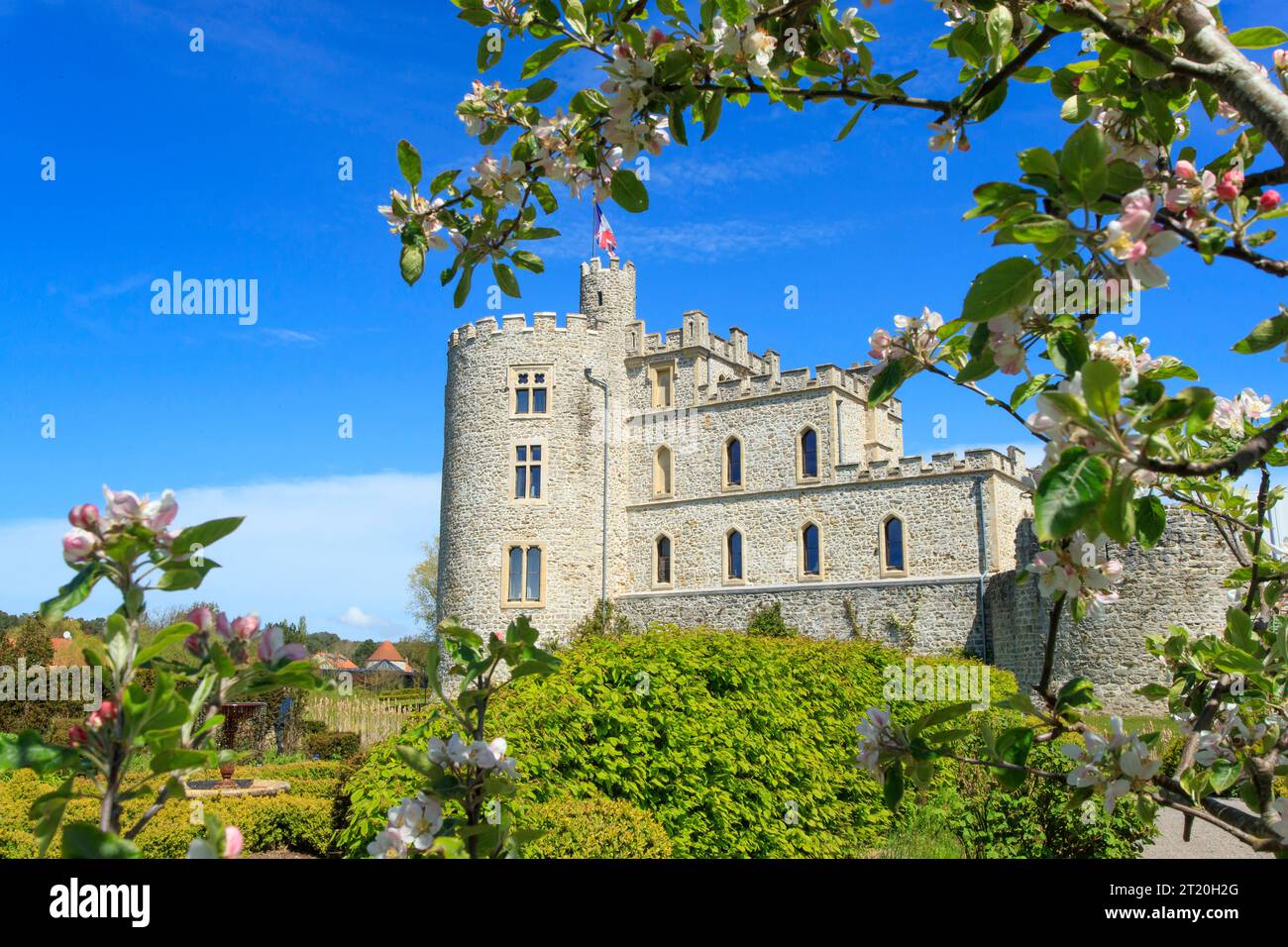 Northern garden hi-res stock photography and images - Alamy