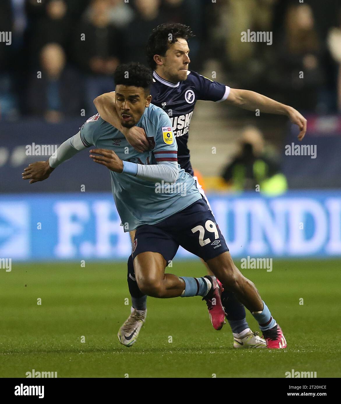 Millwall v burnley hi-res stock photography and images - Alamy