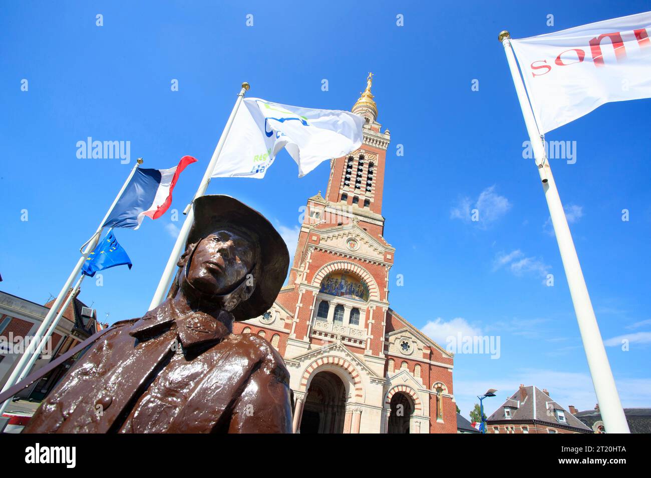Albert (northern France): statues commemorating the centenary of World ...