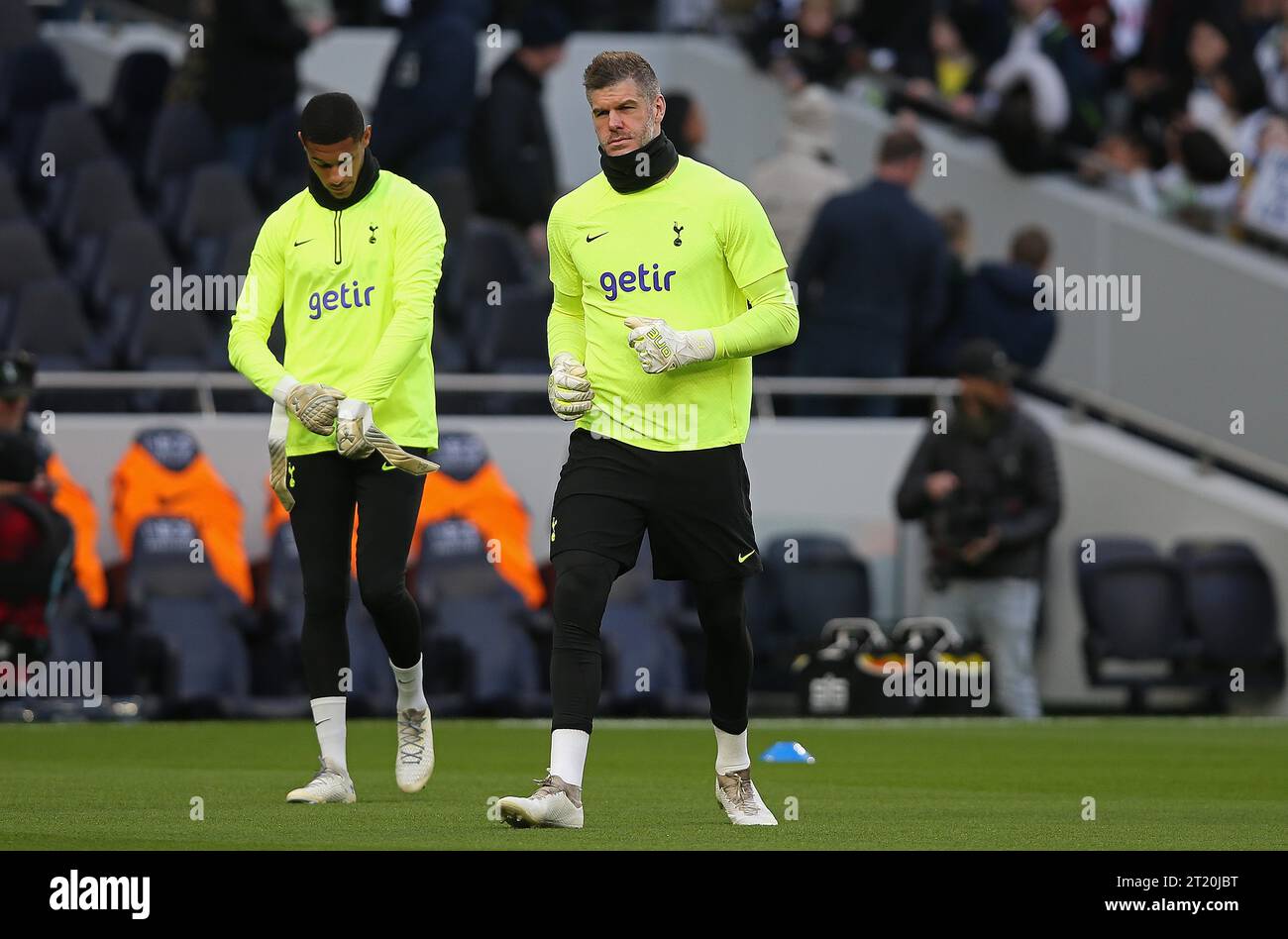 Fraser forster tottenham 2023 hi-res stock photography and images - Alamy Fraser forster tottenham 2023 hi-res stock photography and images - Alamy