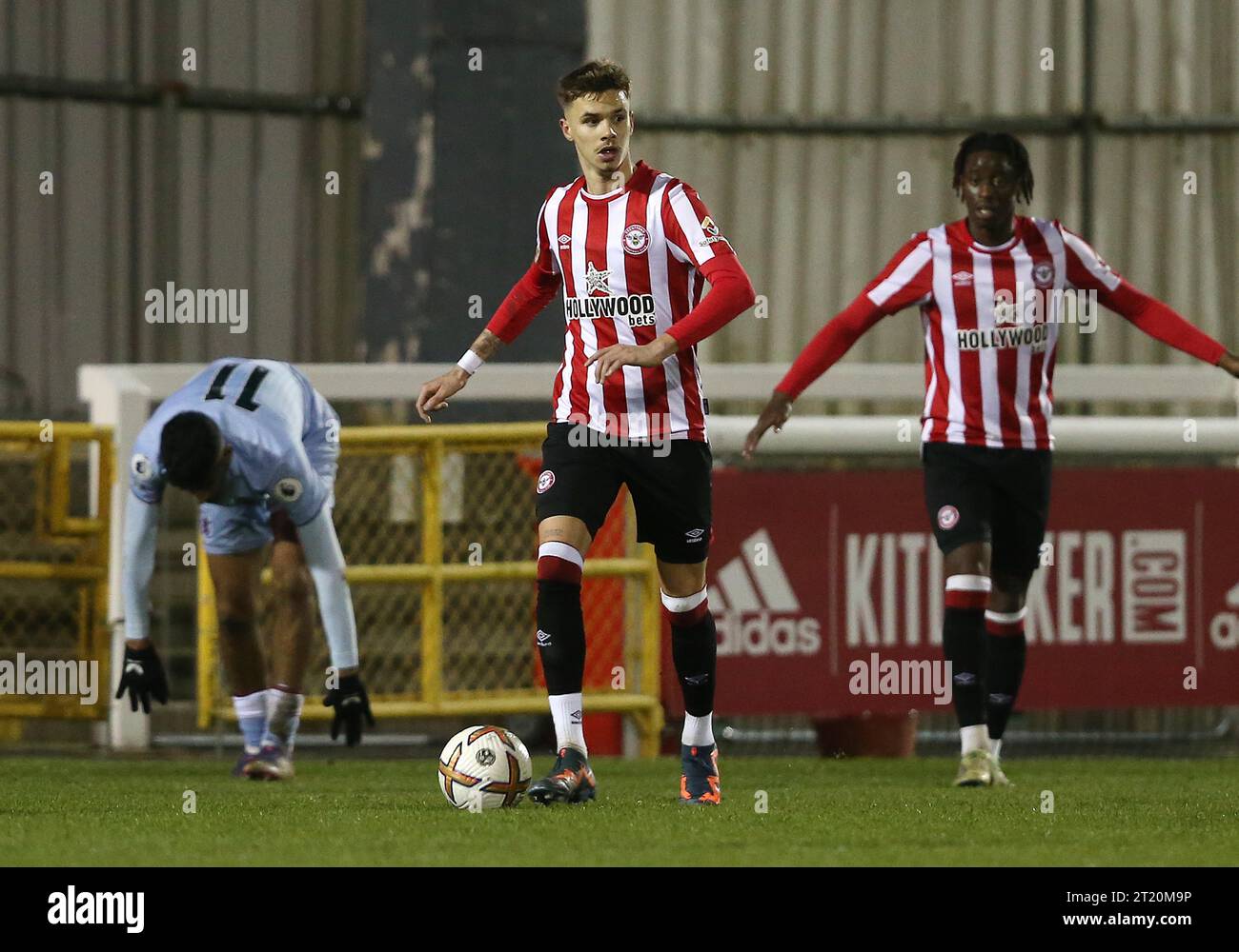 Romeo Beckham of Brentford B. - Brentford B U21 v Aston Villa U21 ...
