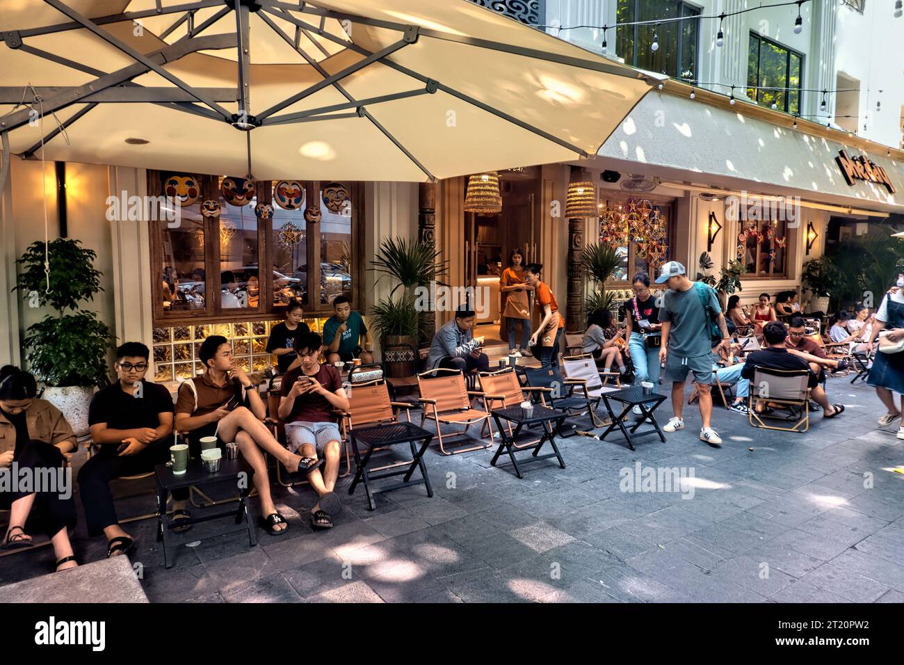 Vietnam hanoi cafe interior hi-res stock photography and images - Alamy