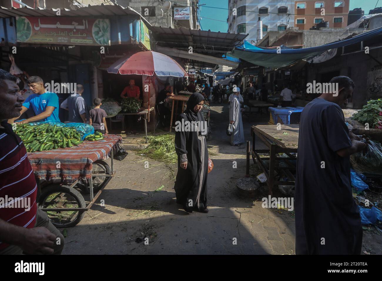 Khan Yunis, Palestinian Territories. 16th Oct, 2023. A view of a local ...